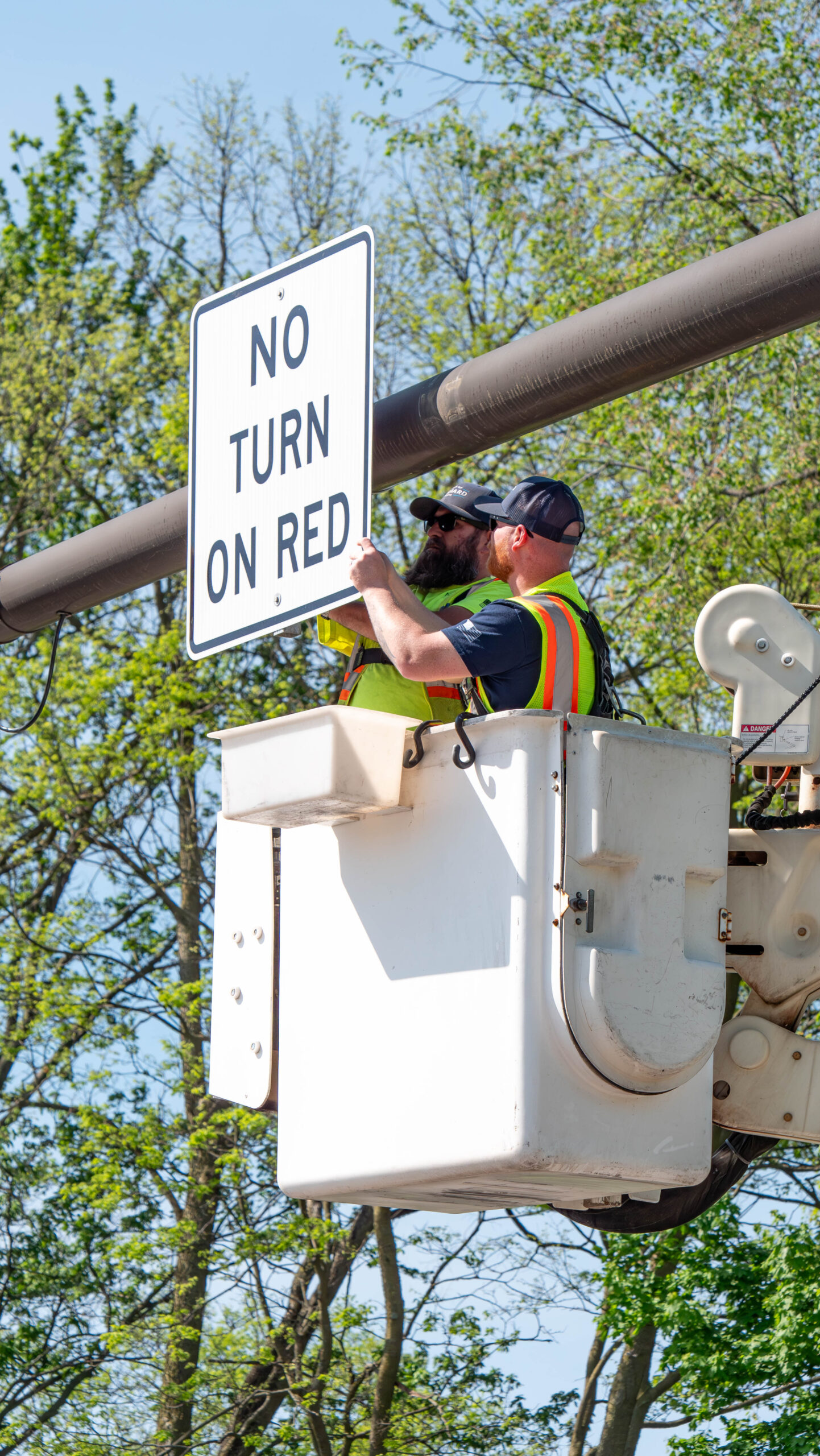 City introduces 5 new 'no turn on red' locations - City of Hilliard